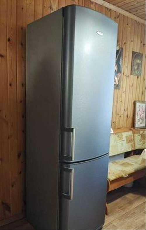Холодильник Whirlpool WBC 4035 A+nfcx б/у