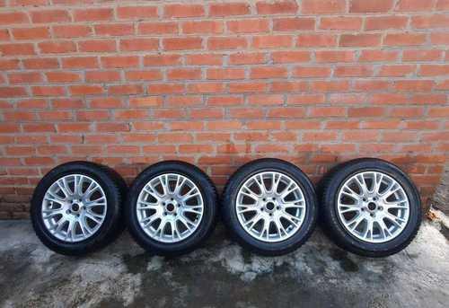 Goodyear UltraGrip Ice 215/55 R16