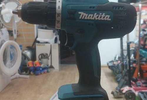 Шуруповерт Makita DF 488D