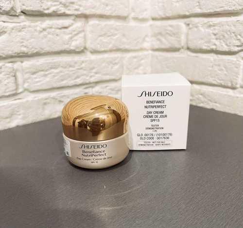 Shiseido Дневной Крем Benefiance Nutriperfect