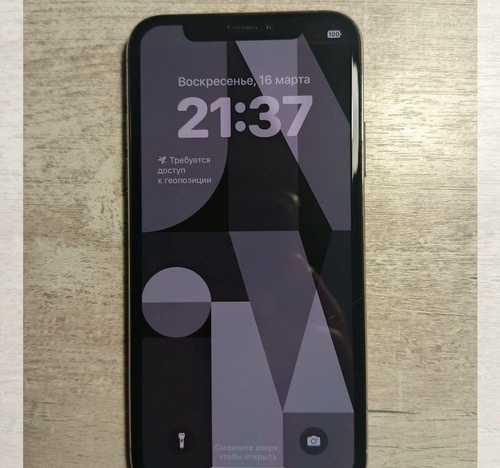 iPhone Xs, 256 ГБ