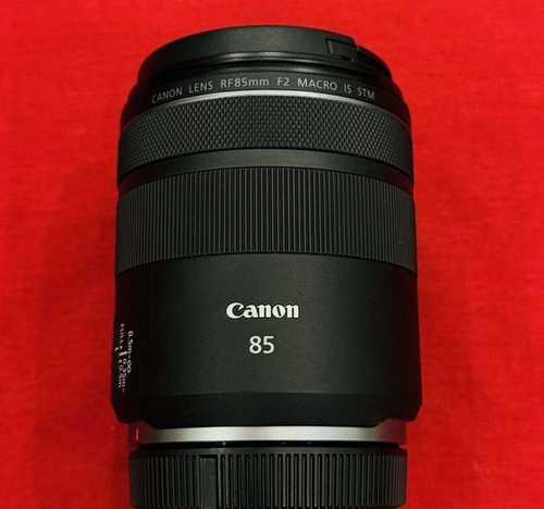 Canon 85mm f2 RF