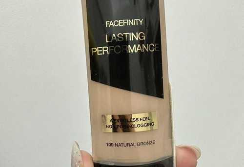 Крем тональный max factor