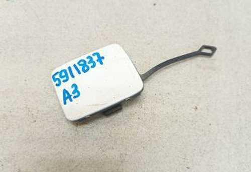 Лючок бампера Ауди A3 8V