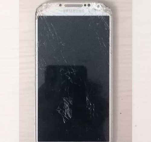 Разбитый дисплей от Samsung galaxy s4 в корпусе
