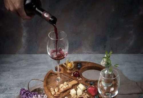 Деревянный винный столик-поднос