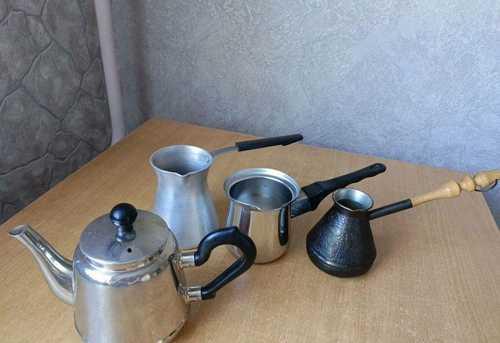 Заварочный чайник и 3 турки