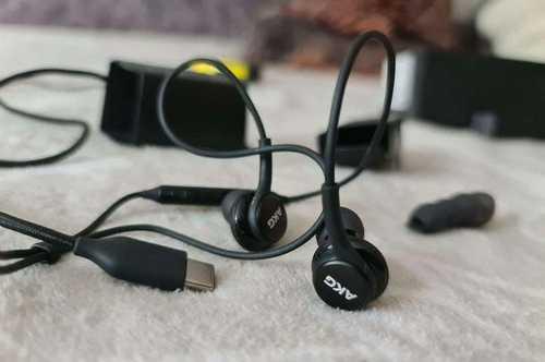 Наушники Samsung Earphones Tuned by AKG