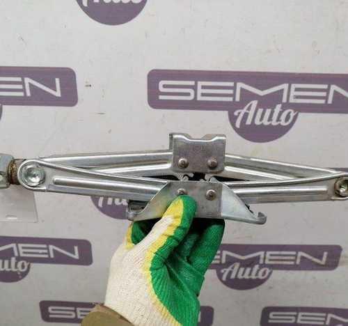 Домкрат Honda Civic FD1 FD3 FD7 2006-2012