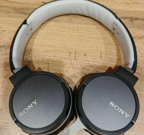 Проводные наушники накладные Sony