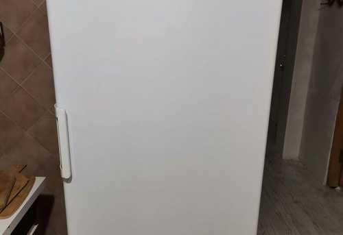 Холодильник Indesit SD 167.002