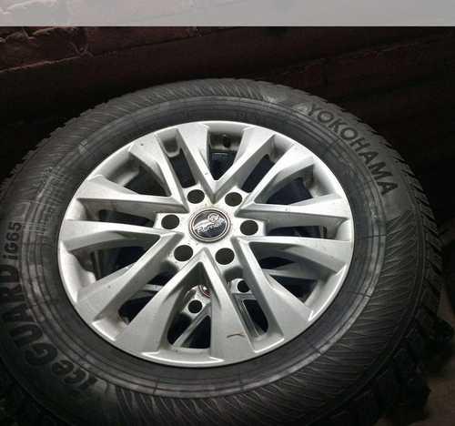 Yokohama Ice Guard IG65 285/60 R18