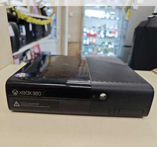 Игровая приставка Xbox 360E 500Gb