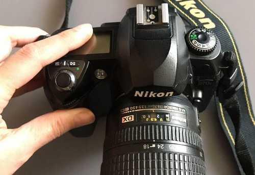 Зеркальный фотоаппарат nikon D70s