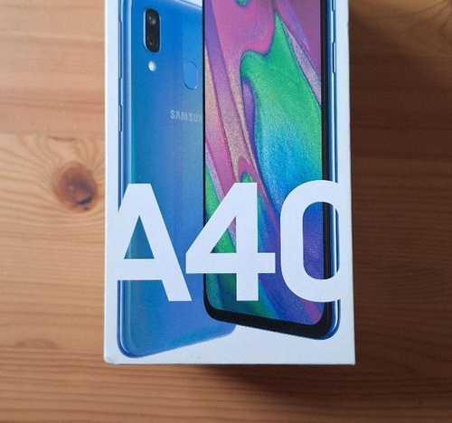 Samsung Galaxy A40, 4/64 ГБ