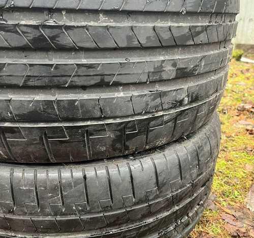 Pirelli P Zero 235/35 R21 96Y