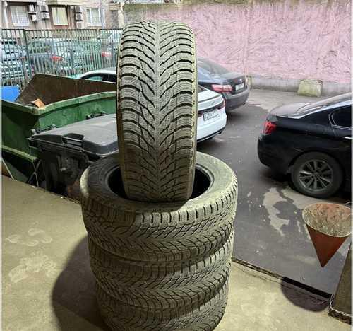 Nokian Tyres Hakkapeliitta R3 SUV 275/50 R20 113R