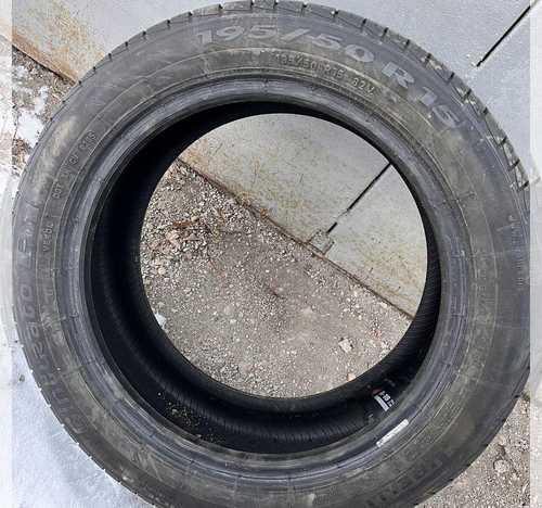 Pirelli Cinturato P1 195/50 R15