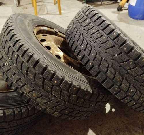 Dunlop SP Winter Ice 07 185/70 R14