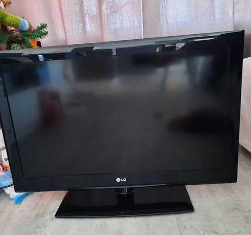 Телевизор LG 32 LE4500