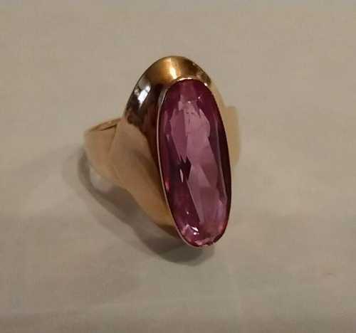 Перстень золотой (СССР), с корундом. 583 пр, 5,5 г