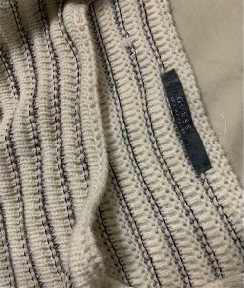 Свитер Guess