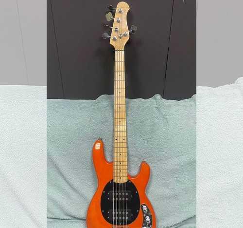 Бас гитара 5 струн Music Man Stingray 5 Реплика