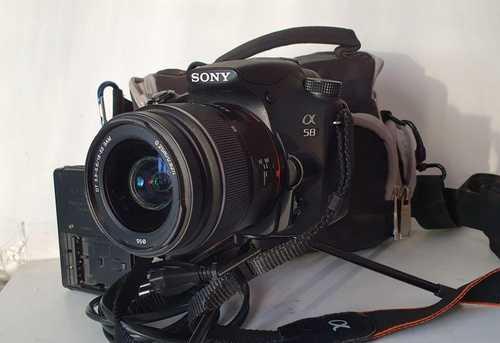 Sony Alpha SLT-A58 KitD 18—55мм SAM II