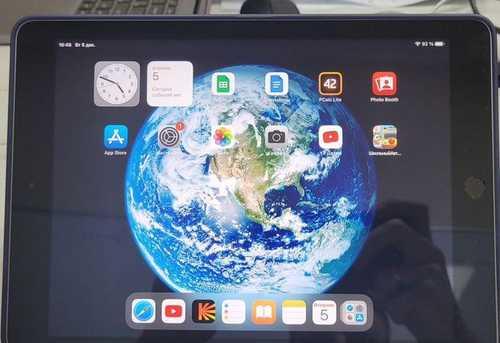 Планшет iPad (5-го поколения) A1822 32 гб Wi-Fi