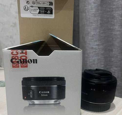 Canon EF 50mm f 1.8 stm