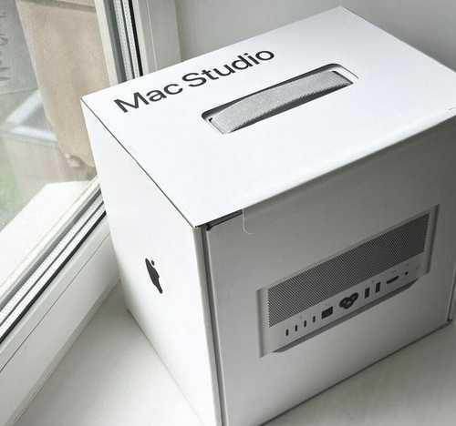 Mac Studio M2 Max 32GB/512GB