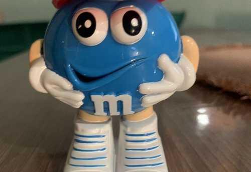 Игрушка конфетница М&M's из магазина Duty free