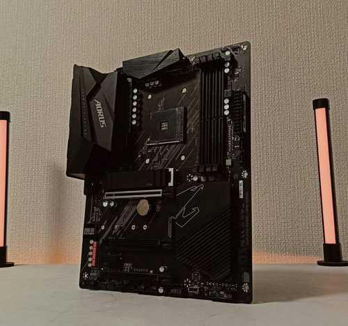 Материнская плата Gigabyte B550 Aorus Elite V2