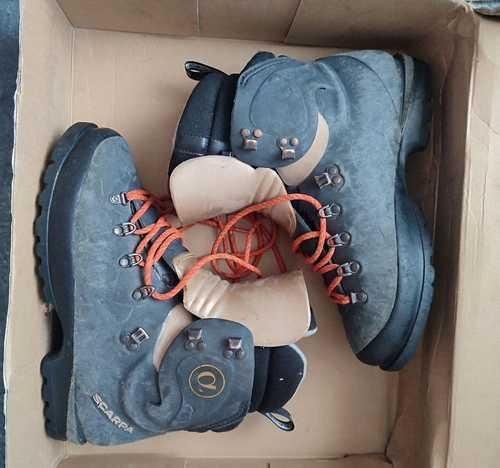 Трекинговые ботинки scarpa Alfa 8
