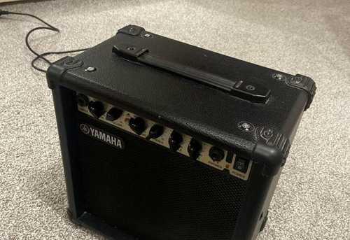 Комбоусилитель для электрогитары Yamaha GA-15