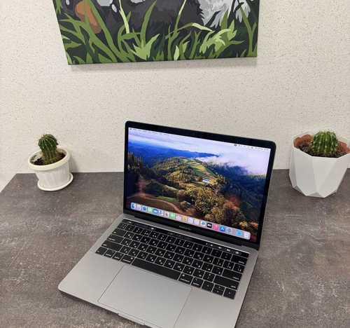 Apple MacBook Pro 13 2018 i7\16\512GB