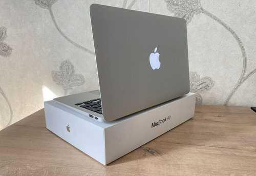 MacBook Air 11,6 Core i5