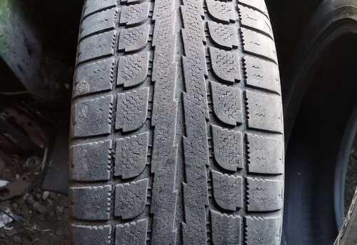Maxtrack E3 235/55 R18