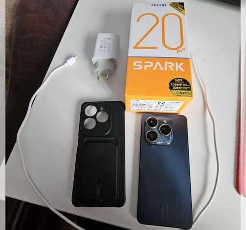 TECNO Spark 20 Pro, 12/256 ГБ