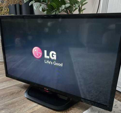 Современный LG 32"(81см) Оснащен тюнером DVB-T2