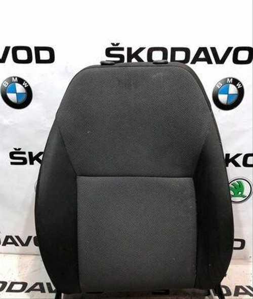 Обшивка сидения передняя левая Skoda Octavia A7