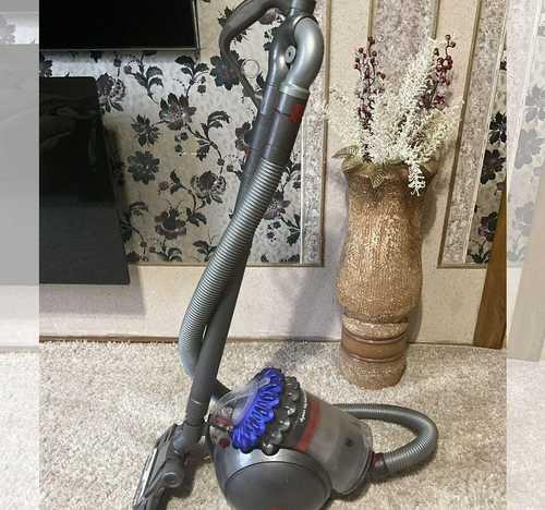 Пылесос Dyson big ball multi floor 2 