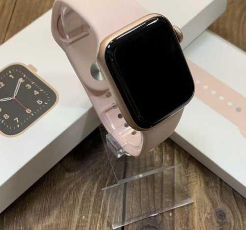 Б/У Apple Watch SE 40mm Gold