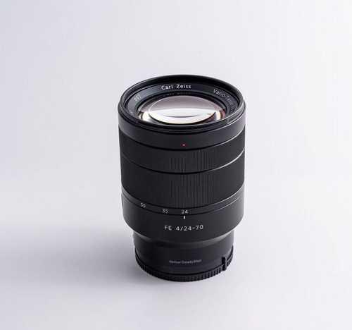 Sony Carl Zeiss Vario-Tessar T* 24-70mm f/4