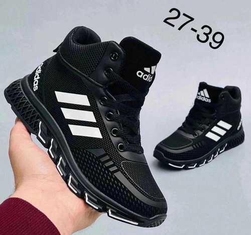 Ботинки adidas зимние новые для мальчика 35,36,37