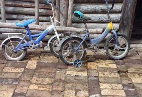 2 велосипеда на напасти