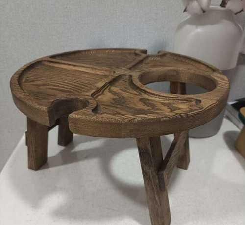 Деревянный столик поднос для вина