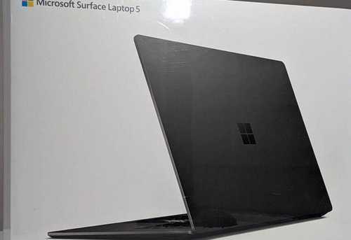 Microsoft surface laptop 5 15 12th i7 8gb / 512gb