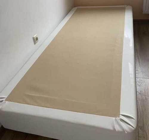 Кровать односпальная 900 x 2000