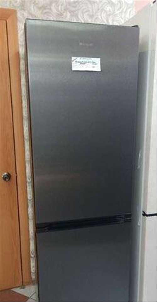 Холодильник Weissgauff WRK 185 B Total